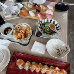 RINKA - Updated October 2025 - 3516 Photos & 581 Reviews - 1001 Queen ...