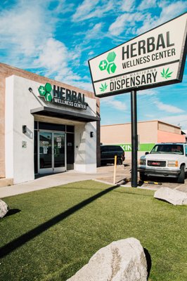 HERBAL WELLNESS CENTER WEST - Updated September 2025 - 26 Photos & 114 ...