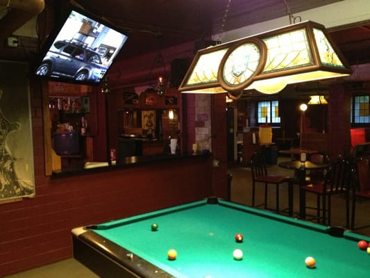 THE UNIVERSITY OF CHICAGO PUB - 16 Photos & 64 Reviews - 1212 E 59th St ...