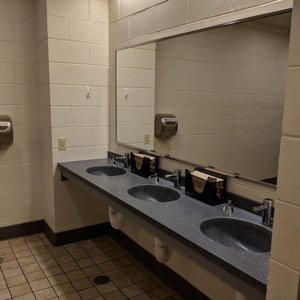 TOWN AND COUNTRY MOTORCOACH AND RV RESORT - Updated December 2025 - 21 ...