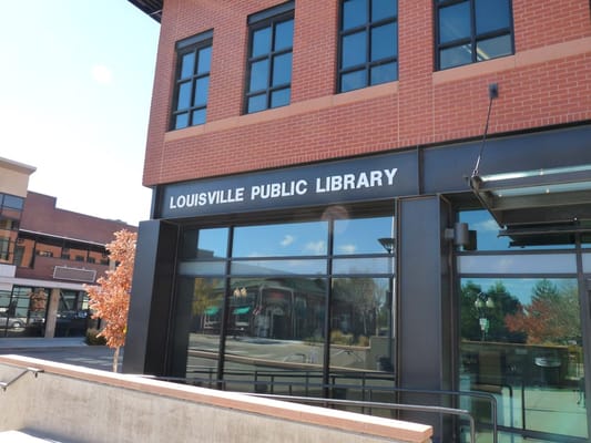 LOUISVILLE PUBLIC LIBRARY - Updated December 2025 - 10 Photos & 16 ...