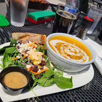 SIMPLE EATERY - Updated October 2024 - 315 Photos & 578 Reviews - 402 E ...