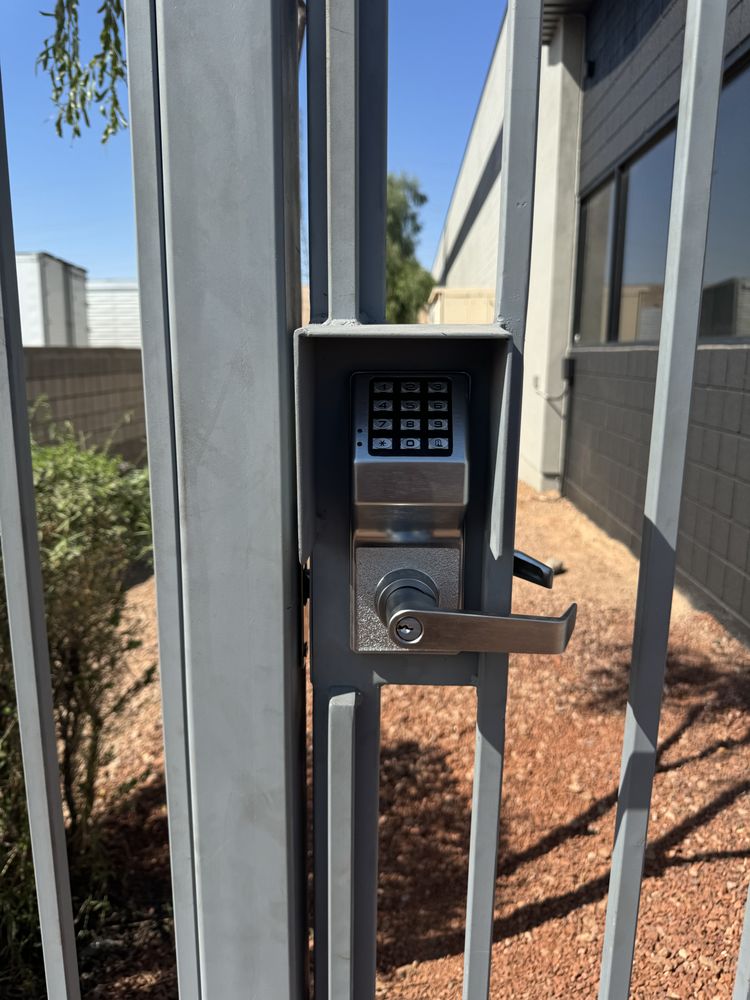 OASIS LOCK&KEY - Updated March 2025 - 38 Photos & 10 Reviews - Phoenix ...
