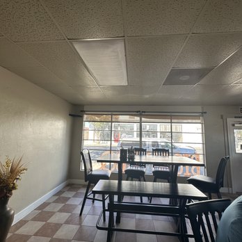 BIGGS’ BBQ - Updated July 2025 - 43 Photos & 31 Reviews - 405 W D St ...