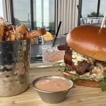 PROOF - Updated February 2025 - 270 Photos & 342 Reviews - 924 N ...