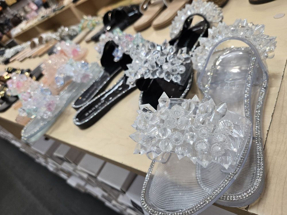 SAM MOON LUGGAGE & GIFTS - Updated December 2025 - 26 Photos & 30 ...