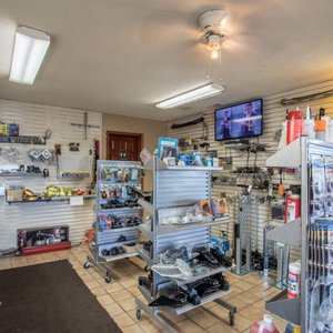 CAMPING WORLD OF ROCHESTER - Updated January 2026 - 1000 Sanford Rd N ...