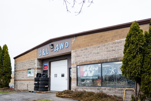 J & L AUTOMOTIVE AND 4-WHEEL DRIVE CENTER - Updated October 2025 - 33 ...