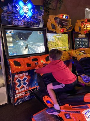 ADVENTURE QUEST LASER TAG FAMILY FUN CENTER - 57 Photos & 47 Reviews ...