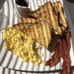 SILVER DINER - 589 Photos & 538 Reviews - 6592 Springfield Mall ...