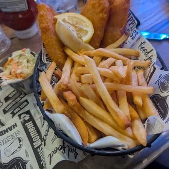 TAP SPORTS BAR EXCALIBUR - Updated December 2025 - 204 Photos & 79 ...