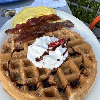 CAFE 222 - Updated June 2024 - 1726 Photos & 2348 Reviews - 222 Island ...