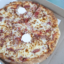 UNCLE PETEZA’S PIZZERIA - Updated October 2025 - 35 Photos & 158 ...