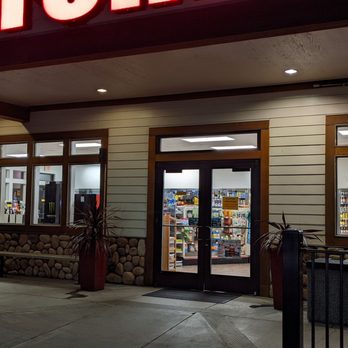 FORT INDEPENDENCE TRAVEL PLAZA - Updated March 2025 - 47 Photos & 33 ...