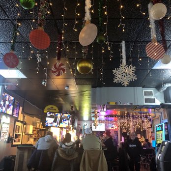 SMALL WORLD INN BAR & GRILL - Updated December 2025 - 64 Photos & 26 ...