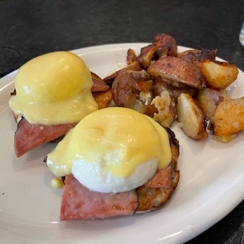 THE BUTTERCUP CAFE - Updated December 2025 - 74 Photos & 100 Reviews ...