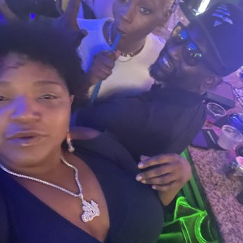 THE SPOT SPORTS BAR AND GRILL - Updated October 2025 - 39 Photos & 36 ...