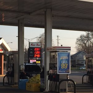 KWIK TRIP - Updated January 2025 - 1333 Rose St, La Crosse, Wisconsin - Convenience Stores ...