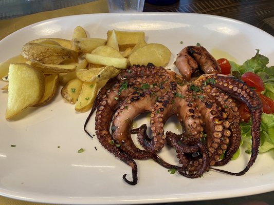 LA PESCHERIA - 17 Photos - Via Italo Calvino 7, Rho, Milano, Italy - Yelp