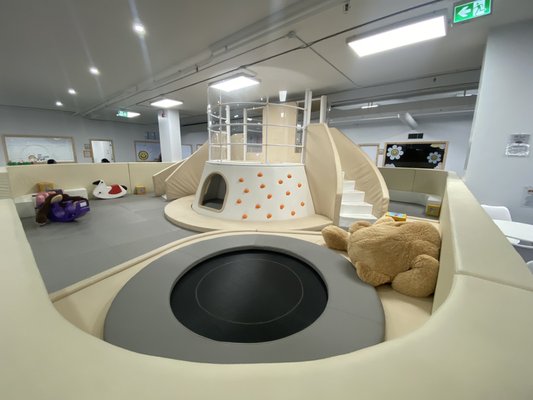 OH MY LAND CLUB - Updated November 2025 - 28 Photos - 2748 Lougheed ...