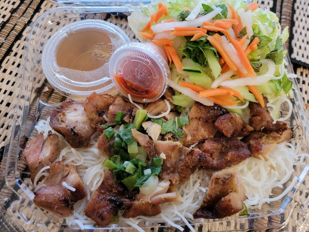 SAIGON VILLAGE RESTAURANT - Updated August 2025 - 279 Photos & 365 ...