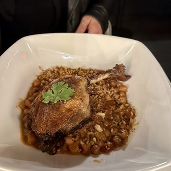 HUE BOSTON - Updated June 2025 - 192 Photos & 78 Reviews - 90 Exeter St ...