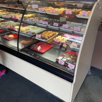 STICKY FINGERS BAKERY - Updated December 2024 - 752 Photos & 992 ...