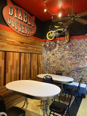 DIABLO DOUGHNUTS - 663 Photos & 364 Reviews - 7698 Belair Rd, Baltimore ...