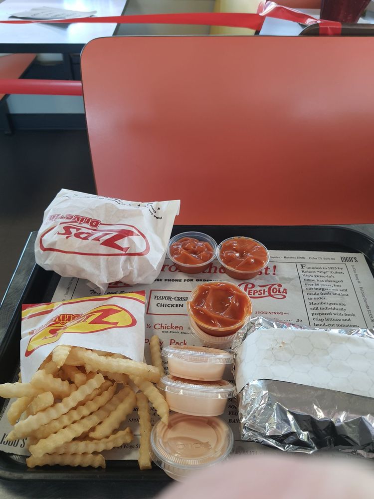 ZIPS DRIVE-IN - 14 Photos & 24 Reviews - 2125 E Sprague Ave, Spokane ...