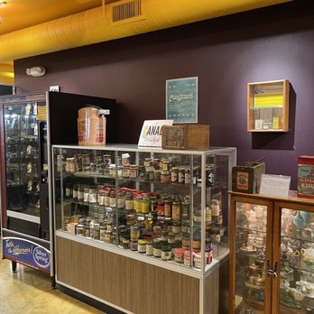 NATIONAL MUSTARD MUSEUM - Updated June 2024 - 335 Photos & 177 Reviews ...