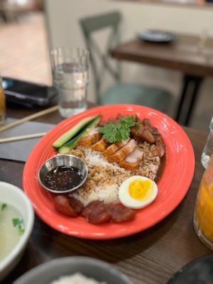 PRANAKHON THAI RESTAURANT - 386 Photos & 113 Reviews - 88 University Pl ...