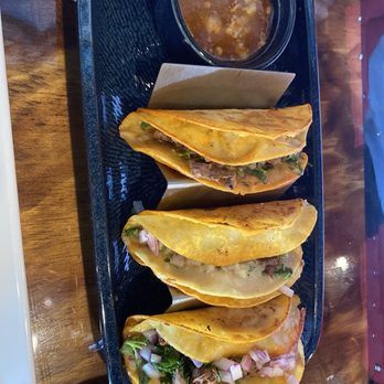 MI CABANA - Updated July 2024 - 31 Photos & 24 Reviews - 4270 Minton Rd ...