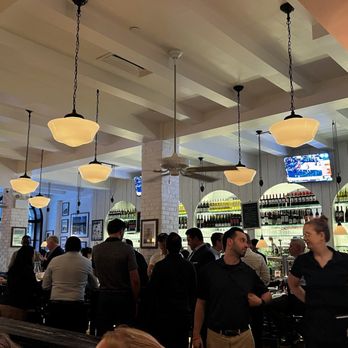 MERMAID OYSTER BAR - Updated September 2024 - 309 Photos & 145 Reviews ...