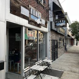 FLUX COFFEE - Updated July 2025 - 406 Photos & 366 Reviews - 211 Main ...