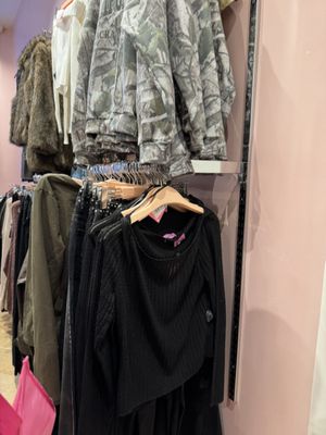 EDIKTED - Updated August 2025 - 33 Photos & 19 Reviews - 518 Broadway ...