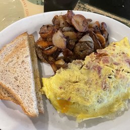 TRIP’S DINER - Updated October 2025 - 506 Photos & 664 Reviews - 2339 ...