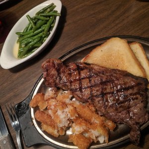SOUTH RILEY TAVERN - 21 Photos & 32 Reviews - 10777 S Francis Rd ...
