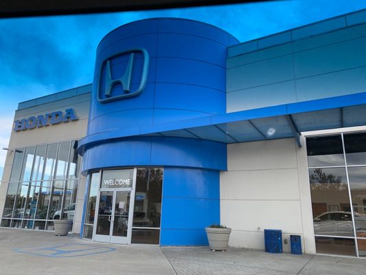 DUBLIN HONDA - Updated January 2025 - 222 Photos & 1498 Reviews - 6300 ...