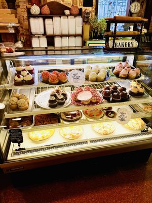 THE SPRING HOUSE - Updated December 2025 - 161 Photos & 128 Reviews ...