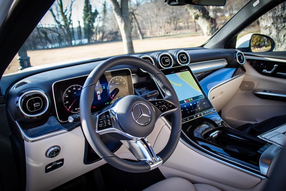 MERCEDES-BENZ OF HUNTINGTON - Updated June 2026 - 280 Photos & 125 ...