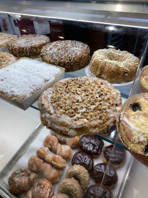 SERVATII PASTRY SHOP & DELI - Updated October 2025 - 62 Photos & 39 ...