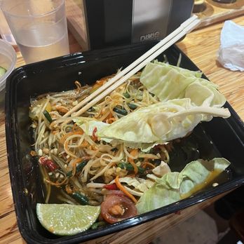 KIN LEN - THAI STREET EATS - Updated June 2024 - 693 Photos & 259 ...