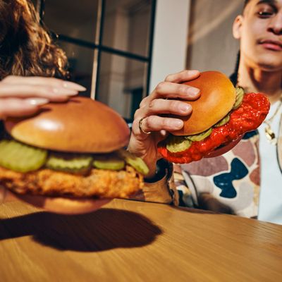 WINGSTOP - Updated September 2025 - 27 Photos - 1812 Broadway Ave ...