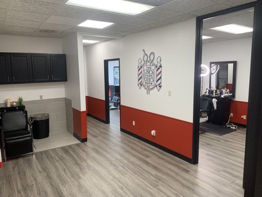 THE FADE ROOM - Updated September 2025 - 14 Photos - 1014 Ferris Ave ...