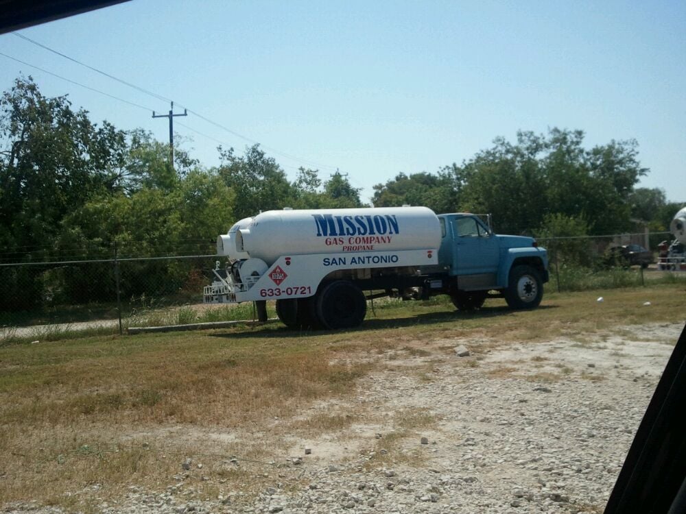 MISSION GAS - Updated August 2025 - 10625 US Hwy 181 S, San Antonio ...