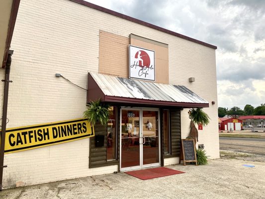 HONEY HOLE CAFE - Updated December 2025 - 50 Photos & 46 Reviews - 4803 ...