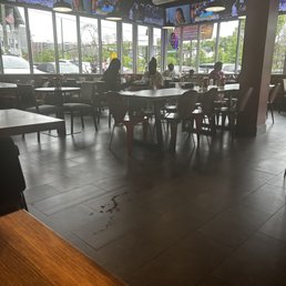 RESTAURANT 10 - Updated December 2025 - 366 Photos & 335 Reviews - 10 ...