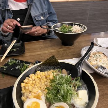 OMOIDE NOODLES & BOWLS - 2168 Photos & 760 Reviews - 7745 S Rainbow ...