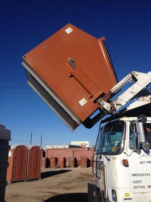 ROAD RUNNER WASTE SERVICE - Updated December 2025 - 26 Photos - 624 E ...