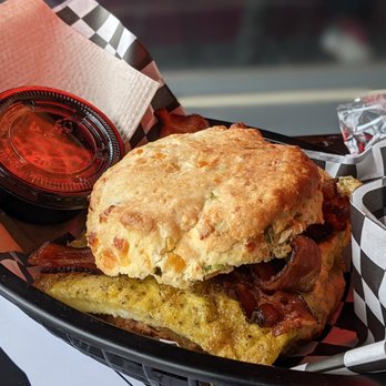 JUNEBUG CAFÉ - Updated December 2025 - 126 Photos & 101 Reviews - 4042 ...